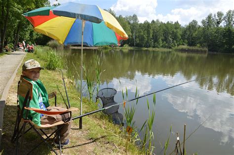 Zawody wędkarskie dla dzieci z okazji Dnia Dziecka o Puchar Burmistrza Miasta Łaziska Górne