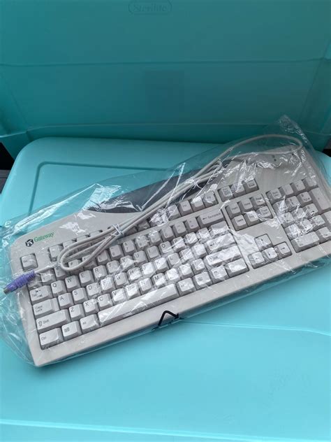 Vintage Gateway Keyboard 7003271 Model Sk 9921 For Sale