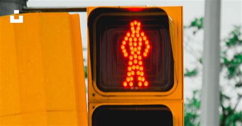 노란색 신호등 사진 Unsplash의 무료 대한민국 이미지