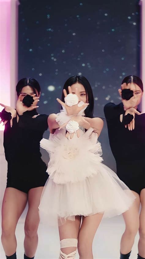 Jisoo Flower Coreani