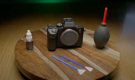 How To Clean A Mirrorless Camera Sensor FotoProfy