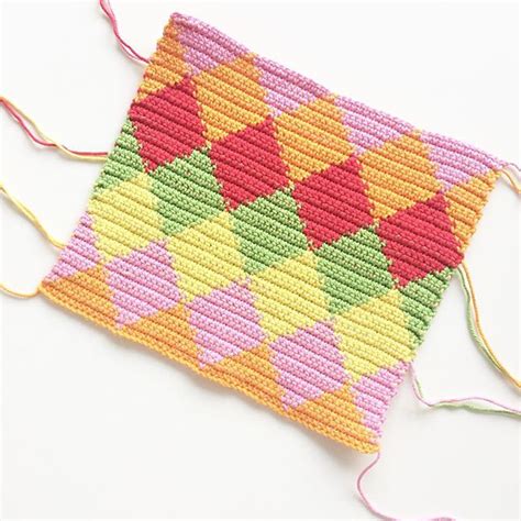 Carol Ventura Tapestry Crochet Atelier Yuwa Ciao Jp