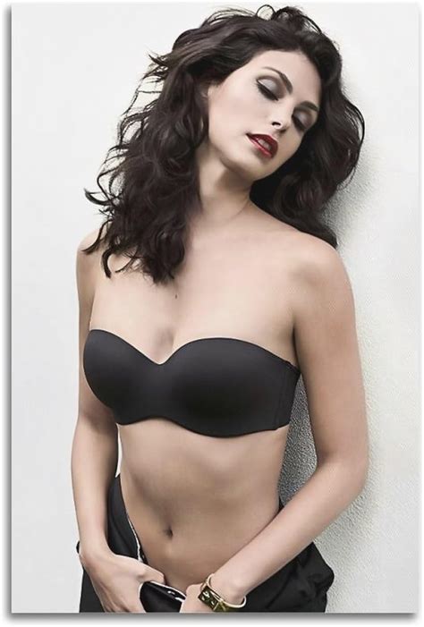 Zalix Morena Baccarin Sexy Poster Poster Art Decor Painting