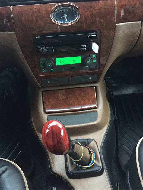 Ручка кпп и зонт — ГАЗ 31105, 2,4 л., 2008 года | аксессуары | DRIVE2