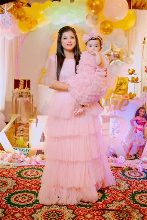 Mother And Daughter Twinning Kulreeti®