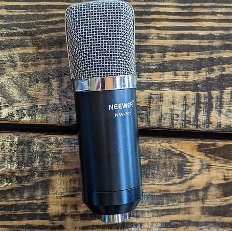 Neewer NW-700 | Reverb
