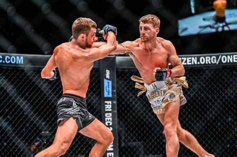 One Championship โจนาธาน แฮ็กเกอร์ตี ซุ่มฝึกวิชามวยไทยถึงเกาะสมุย