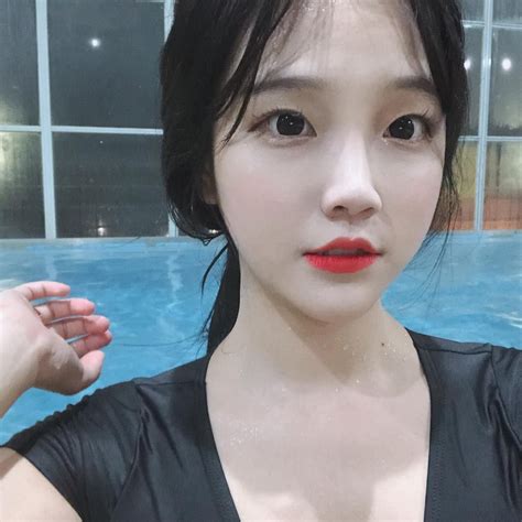 미녀에 있는 핀