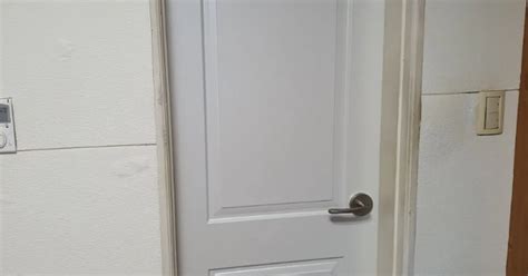 구축이다 보니그냥 쓰려고 했지만 너무 심각해서 급하게 알아 보던 중 숨고에서 빠르게 해결할 수 있다고 해서 이곳 홈도어에 맡겼는데빠르게 해결해 주셨습니다