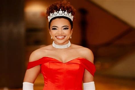 Amanda Du Pont Honoured With Media Personality Award