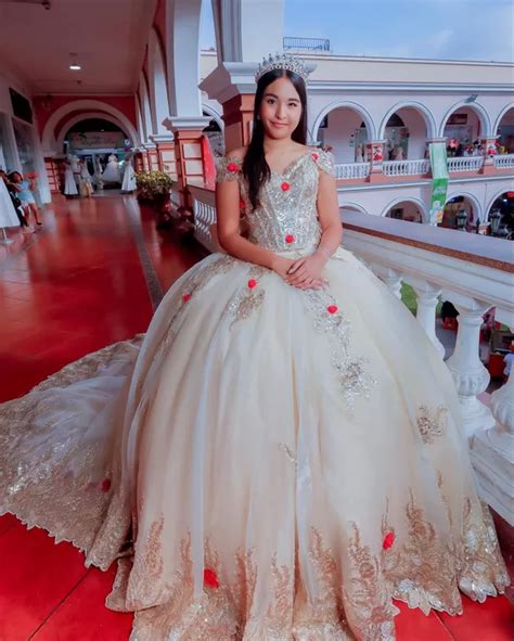 Tula Rodríguez Su Hija Valentina Cumple 15 Años Y Sorprende A Su Madre