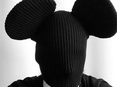 About Mim Mouse In The Mouth