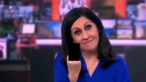 مذيعة قناة Bbc المخضرمة مريم موشيري تقوم بحركة بذيئة على الهواء