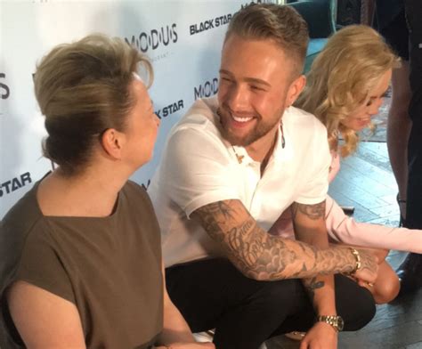 Мама Егора Крида устроила зажигательные танцы на дне рождения сына — видео