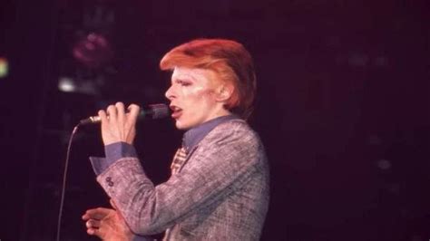 Space Oddity La Barbie De Colección En Homenaje A David Bowie Infobae