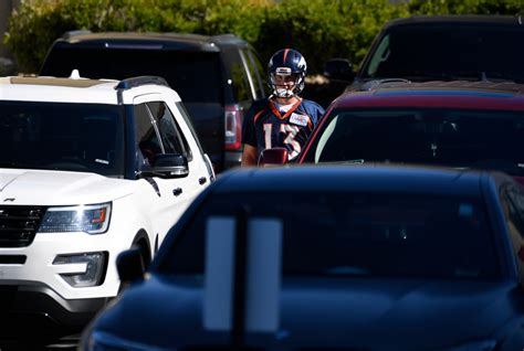 Broncos Training Camp Day 1 Live Blog Updates Analysis From Dove Valley