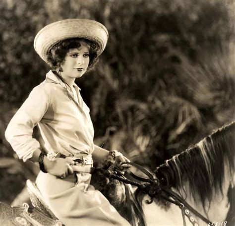 Beauty Never Dies — Clara Bow Hula 1927 Pic Source