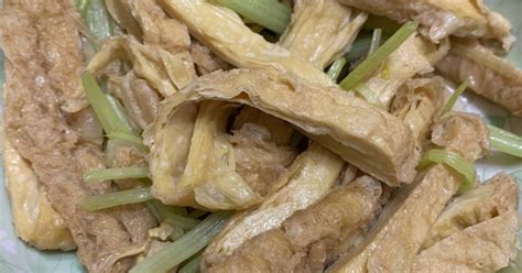 芹菜炒豆皮 食譜與作法 By 喵小賊 Cookpad