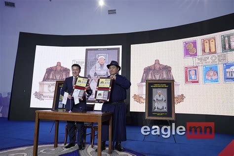 Чингис хааны мэндэлсний 860 жилийн ой д зориулан марк дугтуй ил захидал гаргалаа