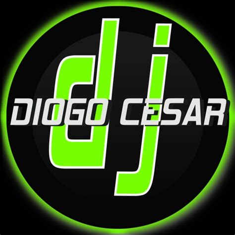 Stream Funk Da Antiga E Montagens By Diogohudik Listen Online For