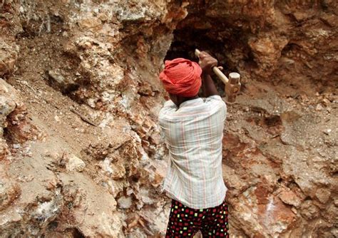 Illegal Mica Mining Continues Unabated In Jharkhand Causing Death And