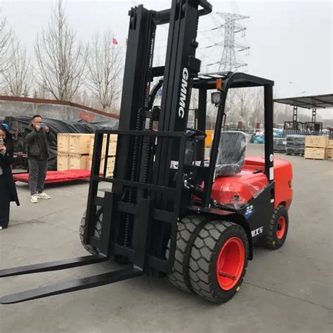 High Performance Diesel Forklift Truck For Warehouse And Industrial