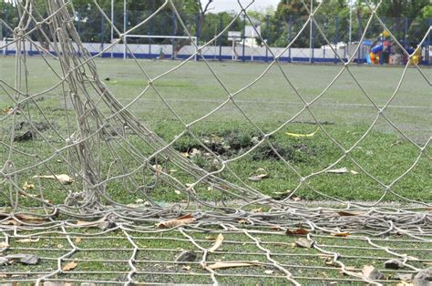 En Su Cumpleaños Barrio 12 De Octubre Denuncia Mal Estado De Canchas Y