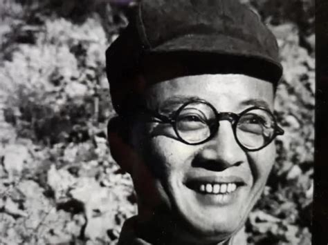 李德和劉伯承，誰「白進過伏龍芝軍事學院」？ 每日頭條