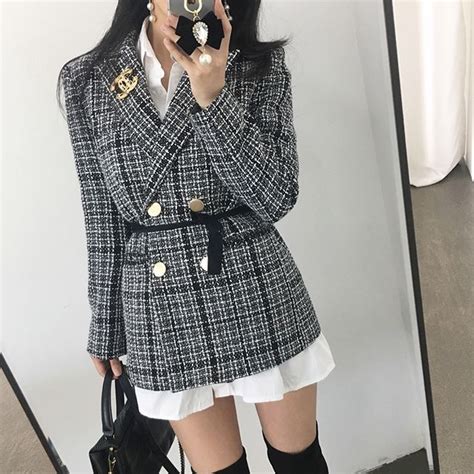 열심히 잘입고다니는 🌿트위드자켓 새로 해온 박시남방은 미니원피스 기장으로 레이어드용으로 딱 💕굿굿💕 하이부츠 자몽녀데일리 여친룩 남친룩 거울샷 겨울코디 가을코디
