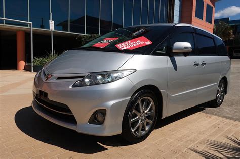 Vehicle - 2011 TOYOTA ESTIMA
