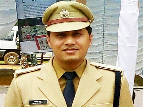 Korba Sp And Ips Officer Abhishek Meena Will Be Awarded Police Bravery