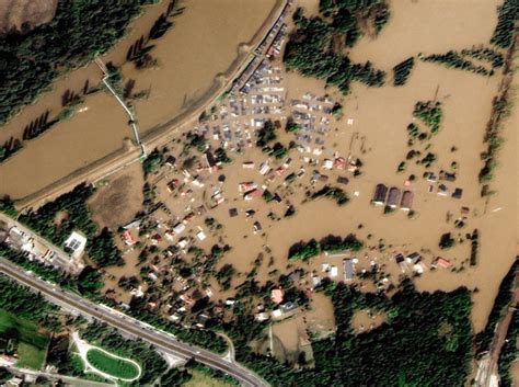 Synchronised Collections Of Sar And Vhr Optical Satellite Imagery