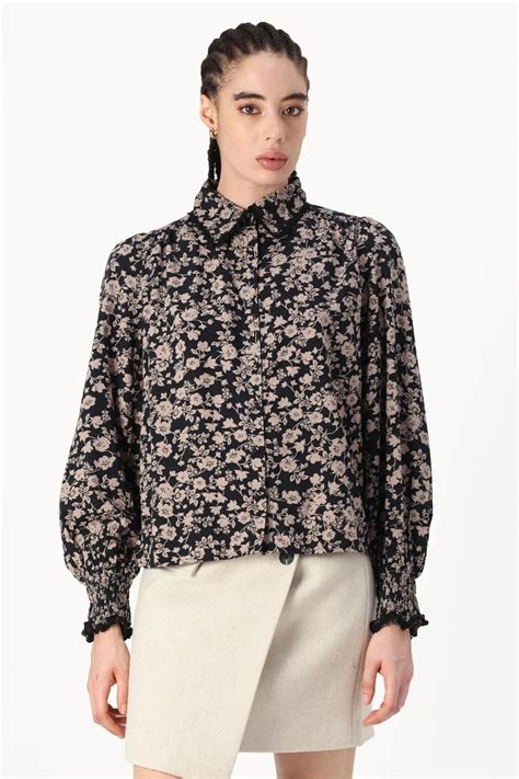 Yas Tilera Ls Shirt Black Tilera Fungi Suser I Sivet Klær Sko