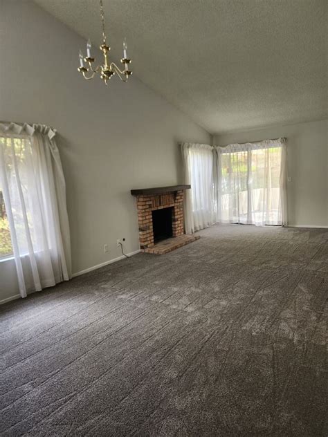 Beautiful Two Bed Two Bath Home 55 Comm Rental House Rental In