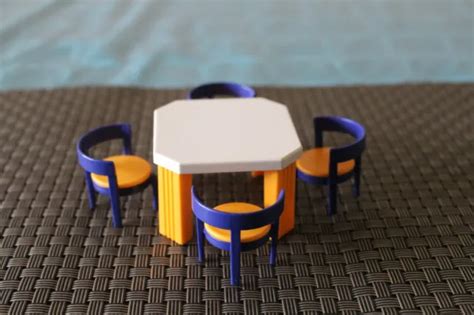 PLAYMOBIL TABLE CHAISES CUISINE CONTEMPORAINE Ref EUR