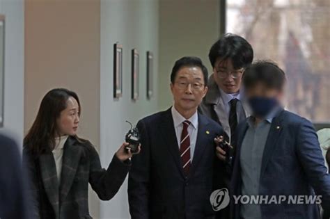 임종식 경북교육감·공무원 등 5명 선거법 위반·뇌물혐의 기소 스포츠조선