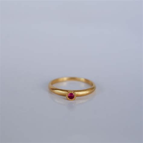 Small Ruby Ring 18k Solid Gold Yael Levin