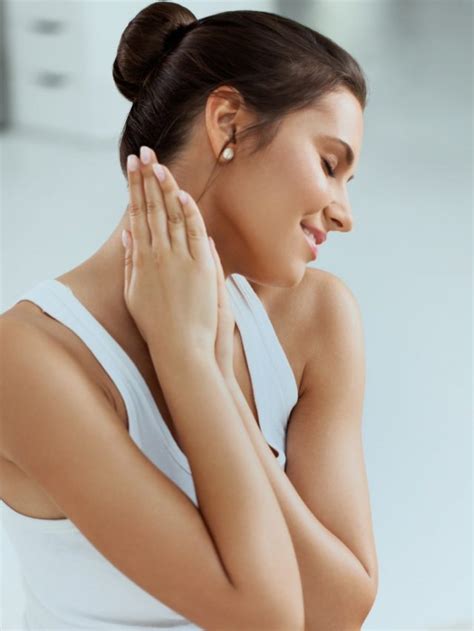 Get Glowing Skin With These 6 Ingredients Found In Every Kitchen
