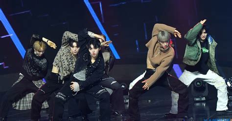 Allhours올아워즈 남다른 퍼포먼스 실력 포토엔hd