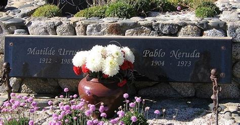 Autorizan Exhumar Cuerpo De Pablo Neruda Página10