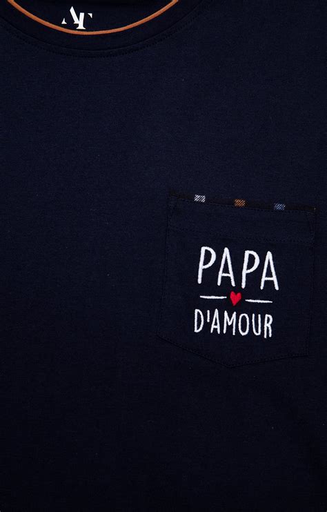 Pyjama Homme Papa d amour à carreaux 12 00 Armand Thiery