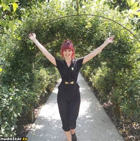 Izzie Balmer Izziedot Izzybae9627 Nude Onlyfans Photo 5 Nudostartv