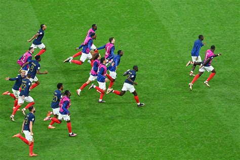Giroud Sends France Into World Cup Semis As England Miss Late Penalty