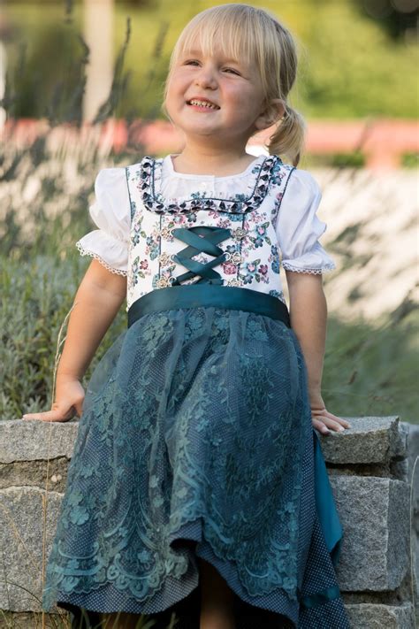 Kindermode | Trachtenalm - Trachtenmode in Oberösterreich