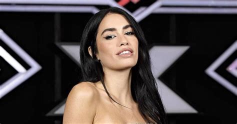 Lali volvió a apuntar contra Milei con un fuerte mensaje entre líneas La cantante dijo que hay