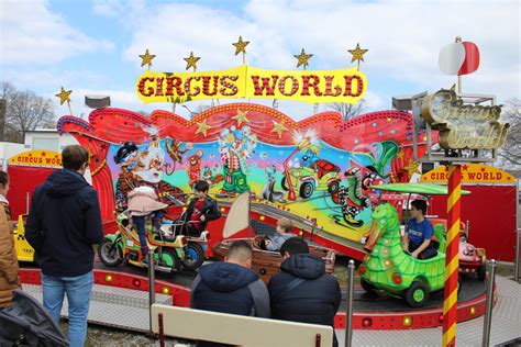 Convoy Circus World Schultze Kermisplanner