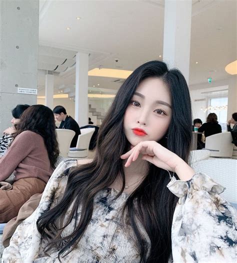 Pin de back en 우한경 Estilo ulzzang Fotos de chicas Fotos de rostro