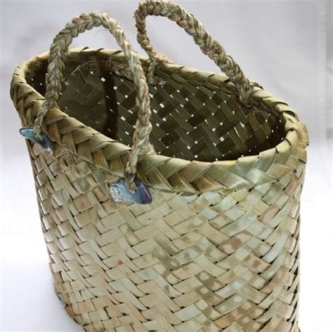 70 Best Kete Images On Pinterest Basket Baskets And Flax Weaving