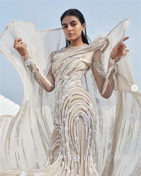 Pin By Rahul Wadhwani On Inspiration Couture Wedding Gowns Designer