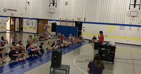 Manz Elementary Meet Athletic Trainer Olympic Athlete While Learning